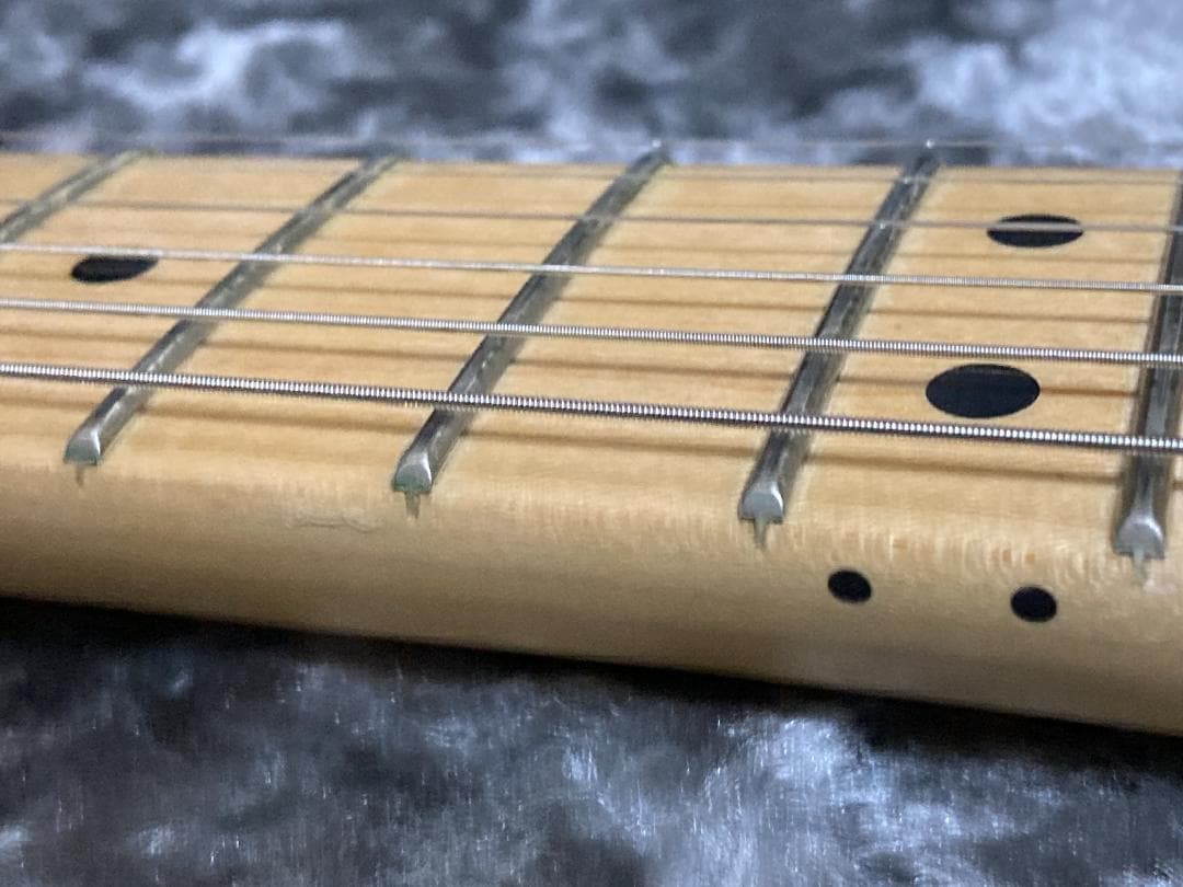 Fender American Professional Stratoメンテ済み