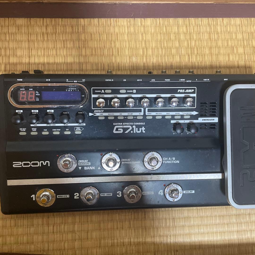 ZOOM G7.1ut ギターマルチエフェクター