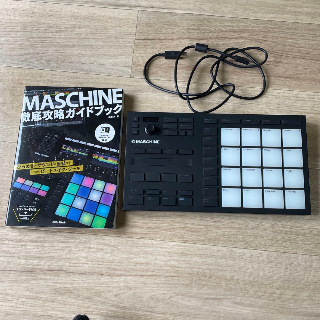 MASCHINE MIDIコントローラー ブラック
