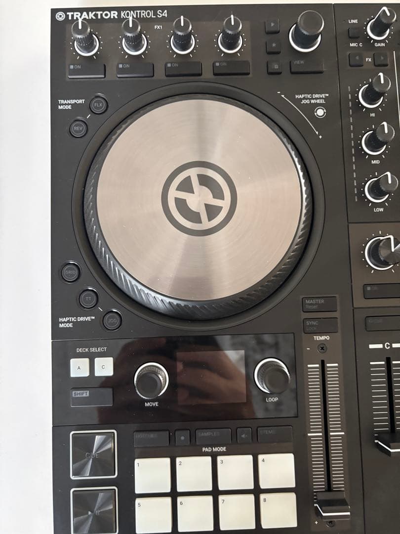 TRAKTOR KONTROL S4 MK3コントローラー
