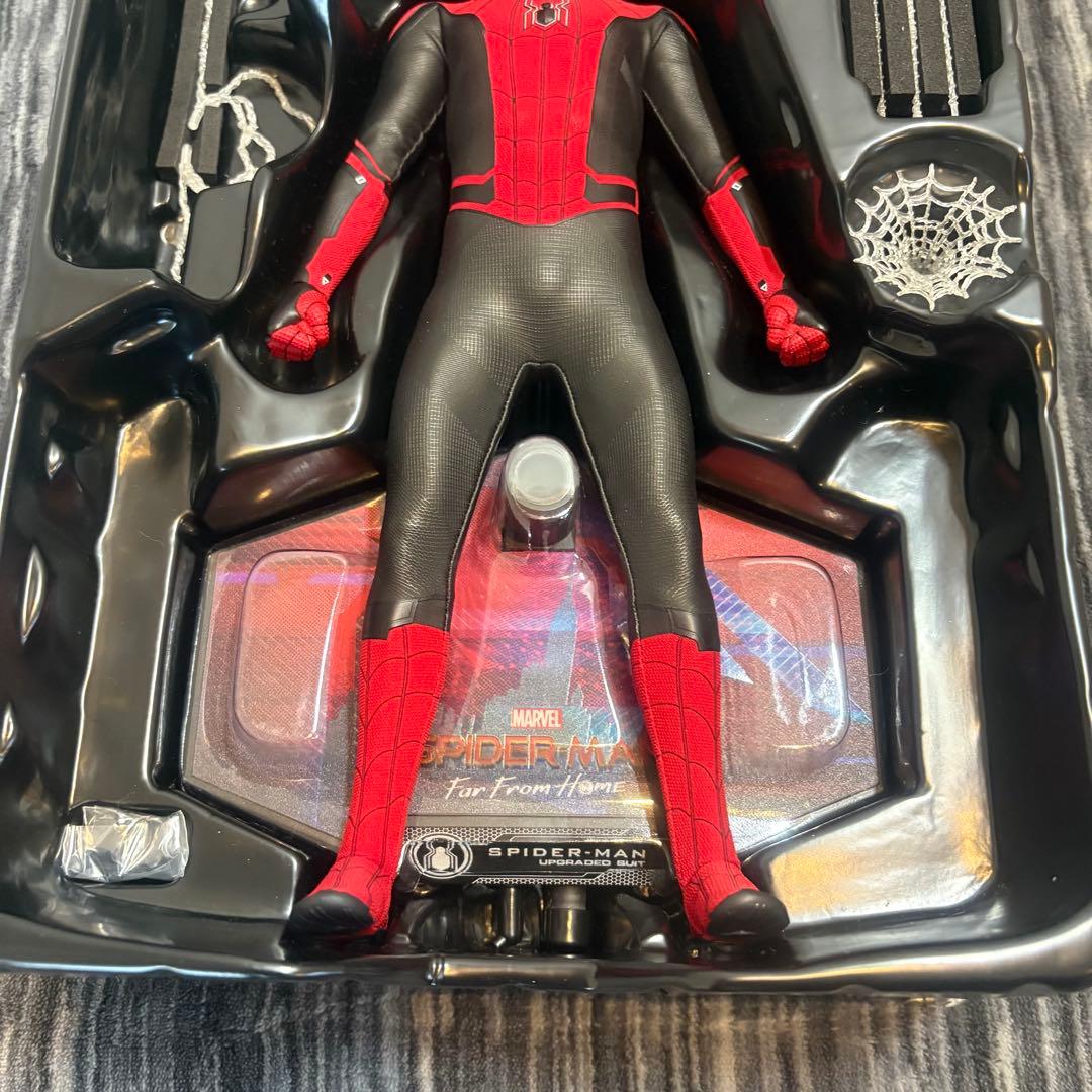 【未使用級極美品】HOTTOYS スパイダーマン アップグレードスーツ