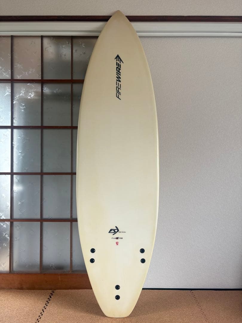FIREWIRE Flex Fire 6'1 フィン付き