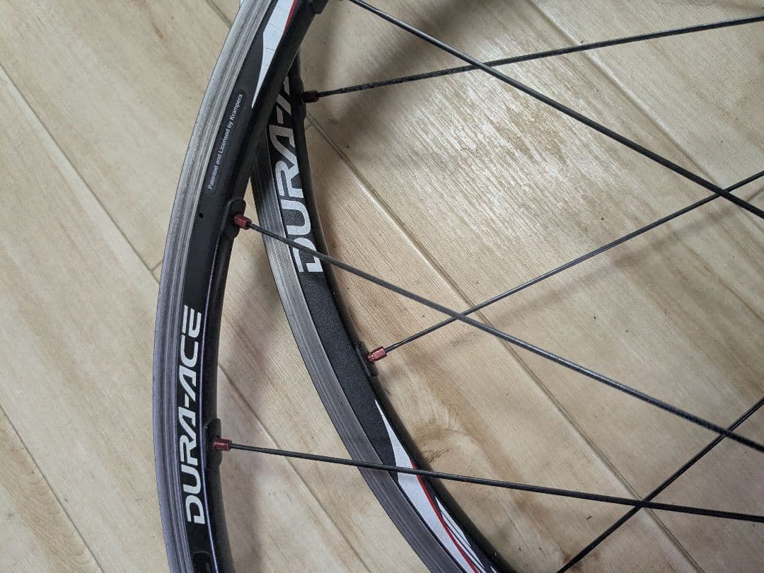 DURA-ACE チューブレス対応ホイール