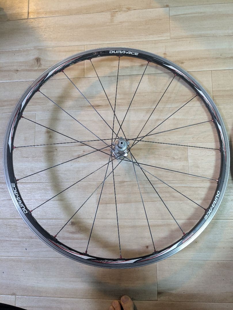 DURA-ACE チューブレス対応ホイール