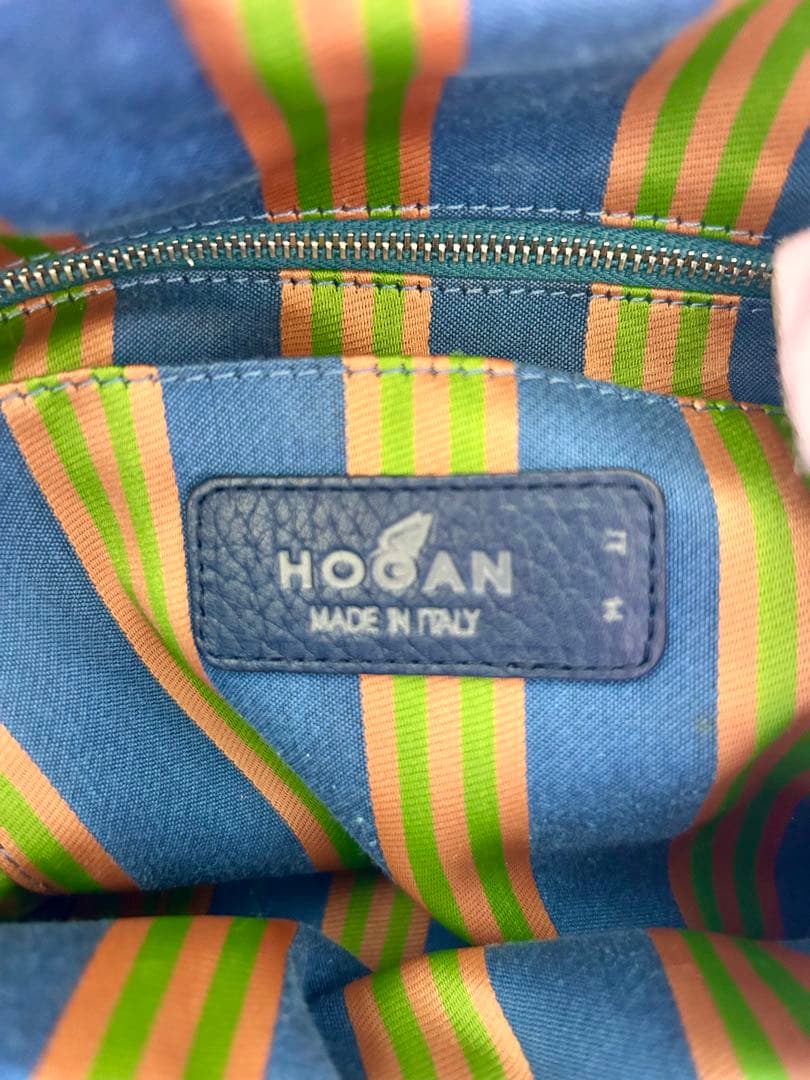 【HOGAN ホーガン】ホワイトレザーバッグ　イタリア発の高級ブランド