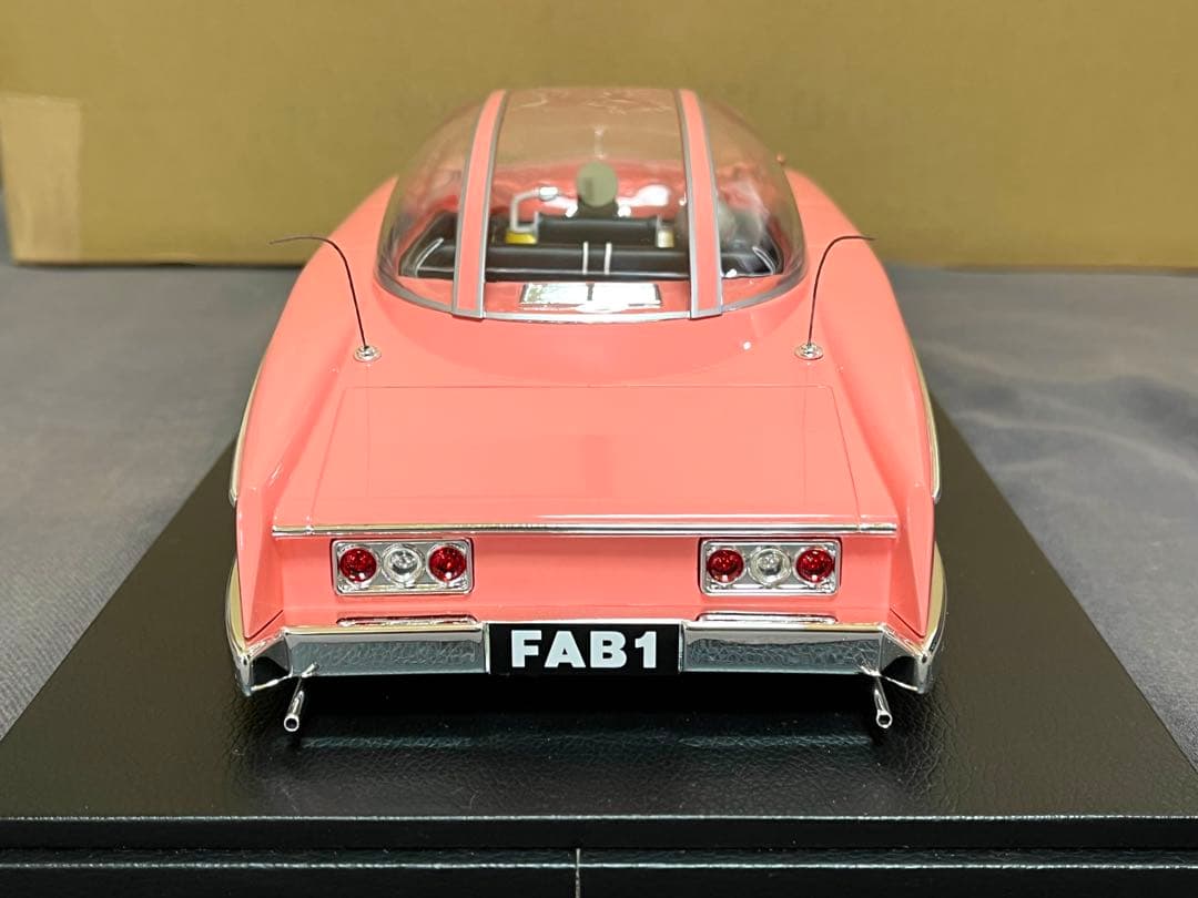 AMIE サンダーバード FAB1 ペネロープ号 1/18 ミニカー 模型