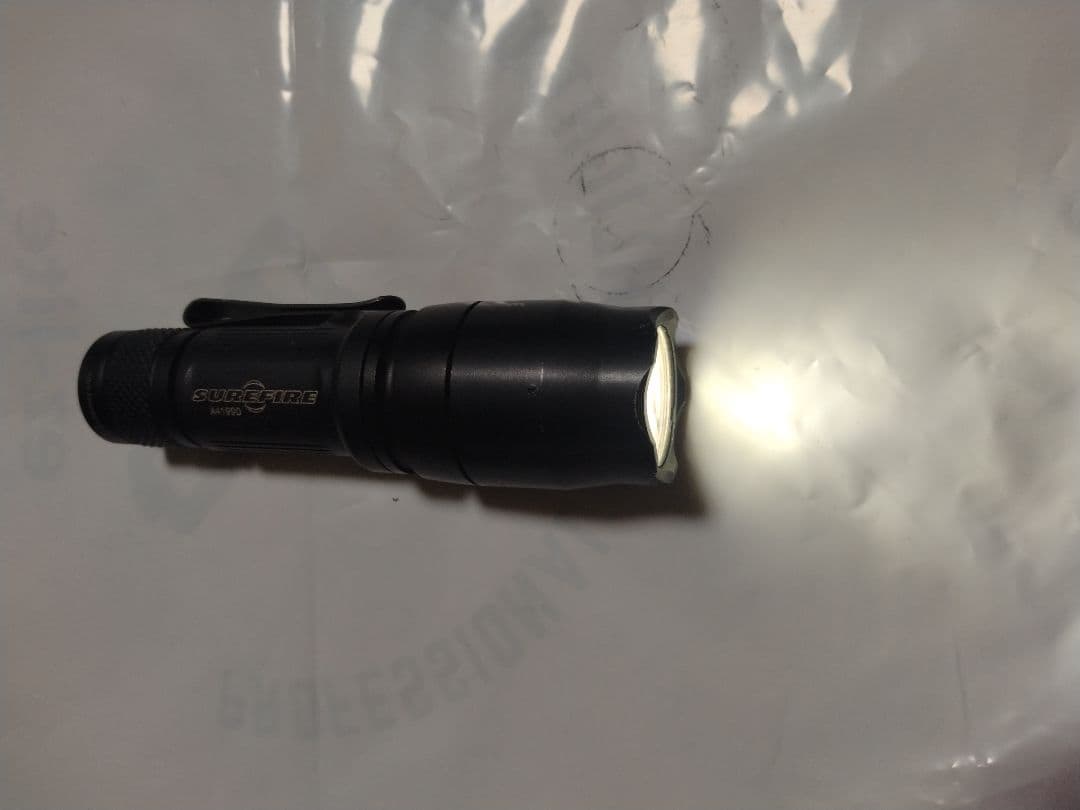 surefire e1b　ルーメンズファクトリー