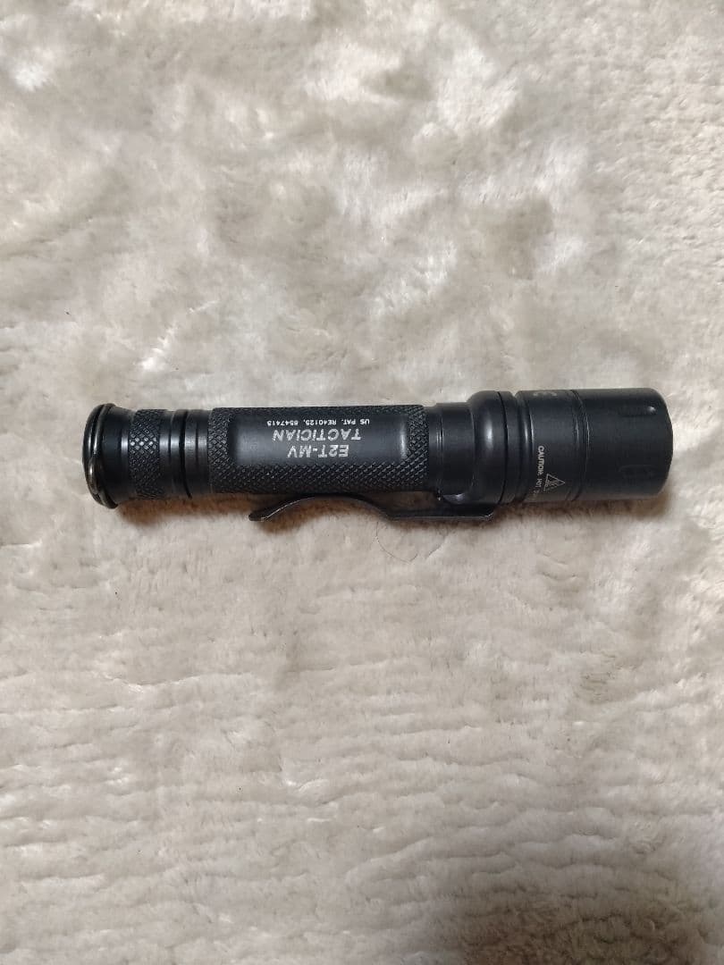 ライト・ランタン SUREFIRE E2T TACTICIAN