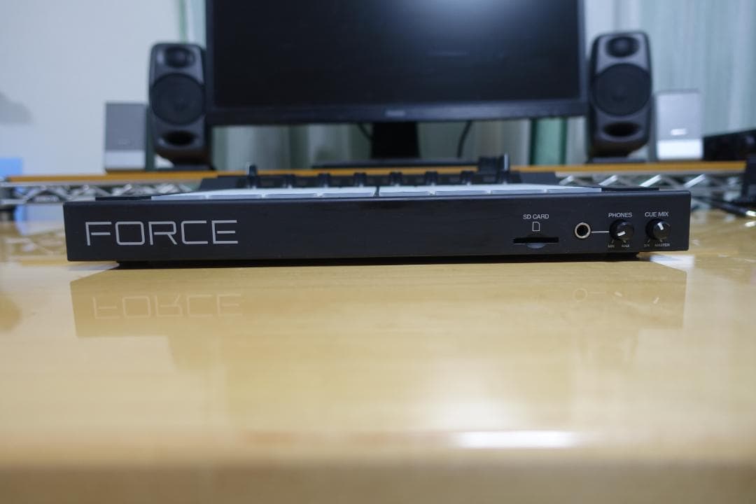 DJ機材 AKAI FORCE
