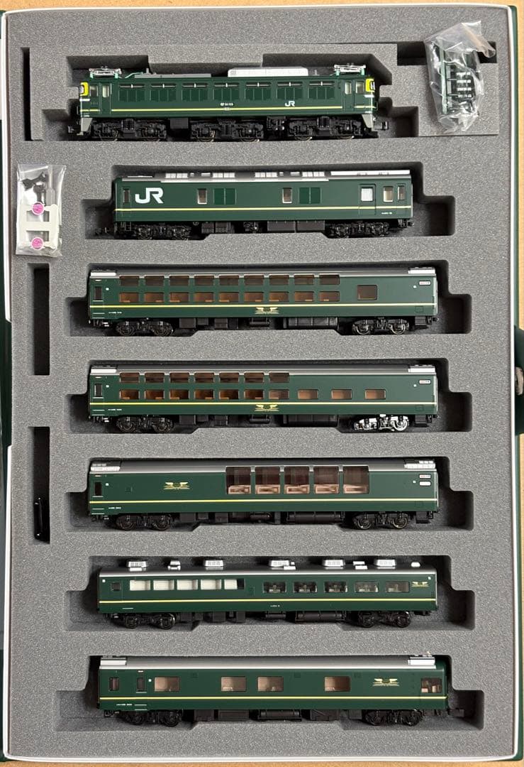 KATO 10-869+10-870トライライトエクスプレス/6両基本+4両増結