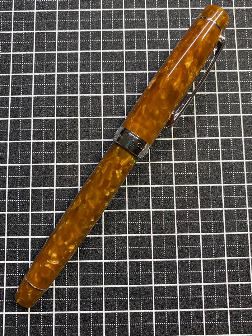 PILOT CUSTOM LEGANCE Brown 万年筆　字幅F