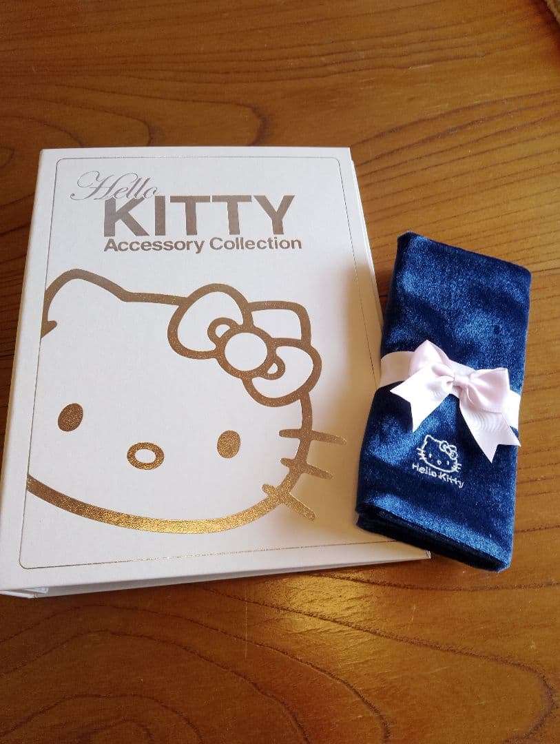 【美品】Hello Kitty アクセサリーコレクション