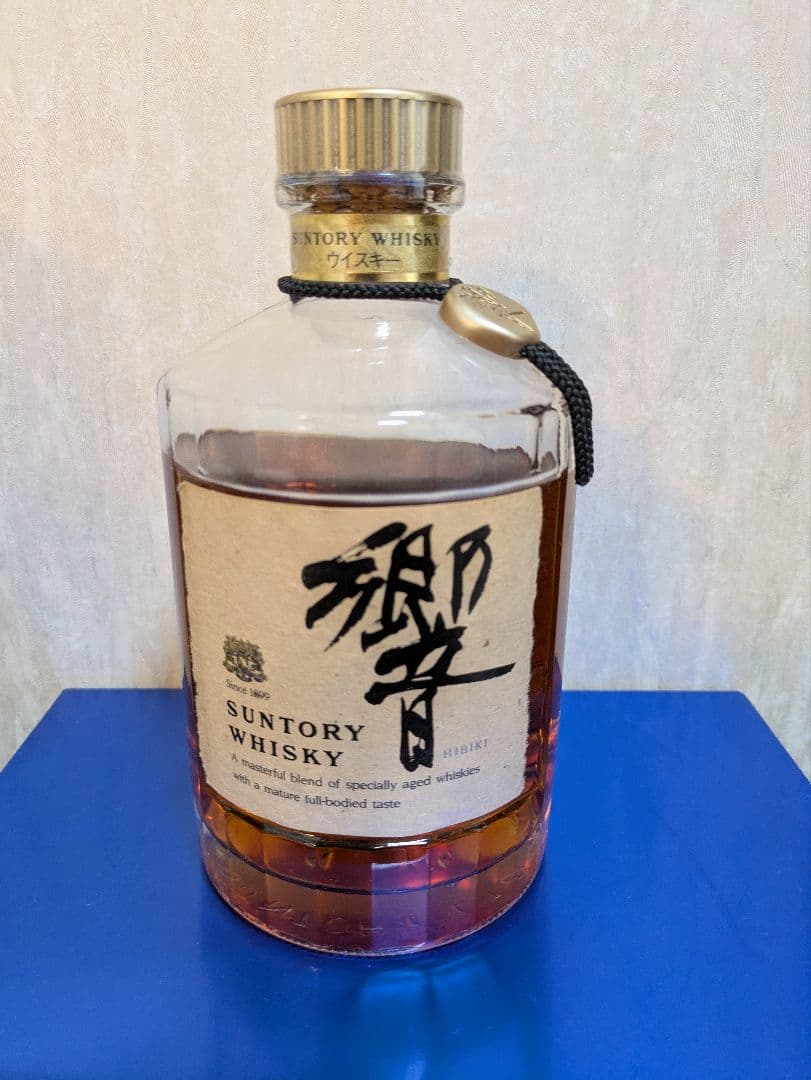 【値下げ】古酒/未開栓　750　ウイスキー響　ノンエイジ　金キャップ　裏金ラベル