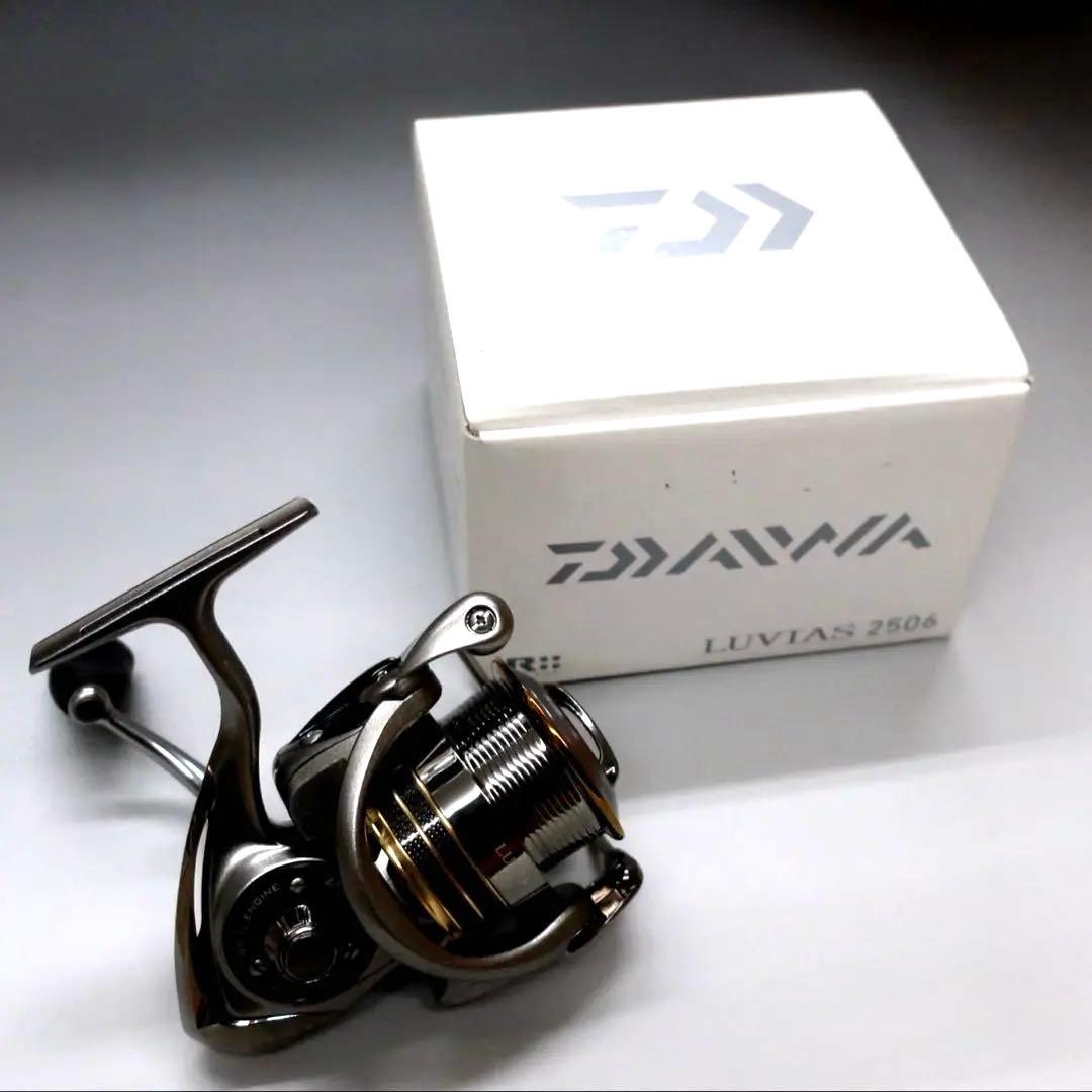 Daiwa 12ルビアス 2506 スピニングリール LUVIAS