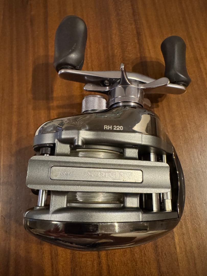 SHIMANO Scorpion ANTARES RH220　初代モデルケース付