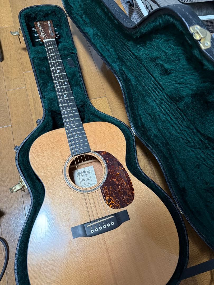 2014年Martin ooo-16GT USA製 アコースティックギター