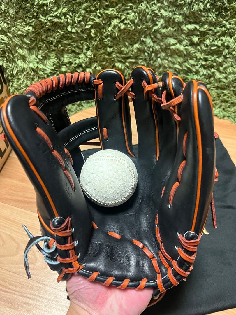 美品 Wilson A2000 1716 硬式内野手用グラブ ブラック×オレンジ