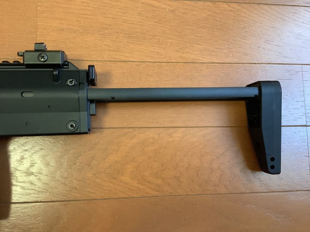 東京マルイ　MP7A1 ガスガン マガジン4本付き