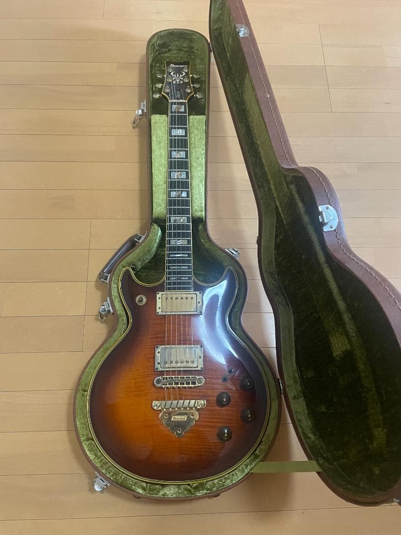 Ｅ*Ｃ様 Ibanezギター AR-300AV 1983年製 Hケース付 ワンオ