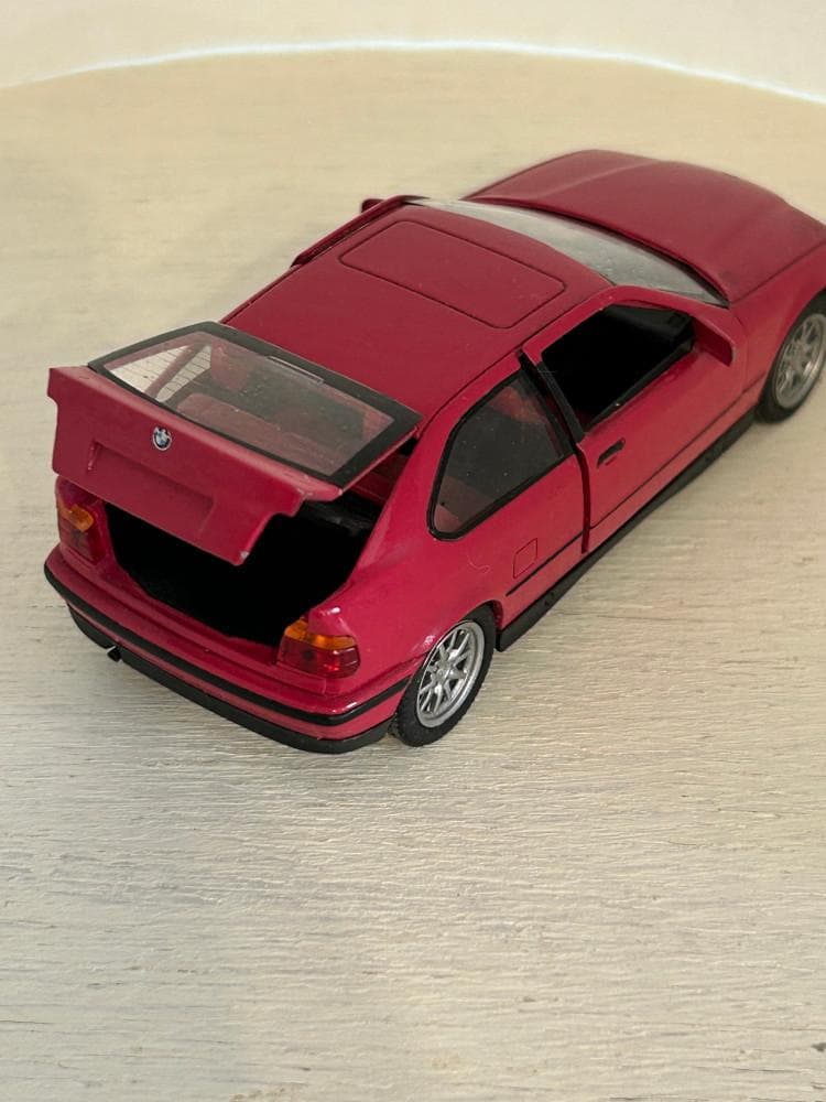 Otto Mobile 1/18  323ti E36コンパクト　限定