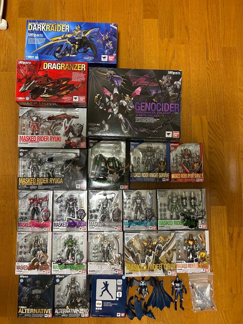 【美品】22点セット S.H.Figuarts 仮面ライダー龍騎シリーズ