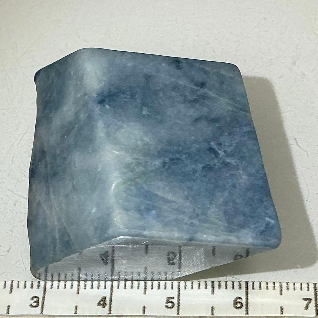 【専用】コン沢翡翠　原石　46.8g（137）