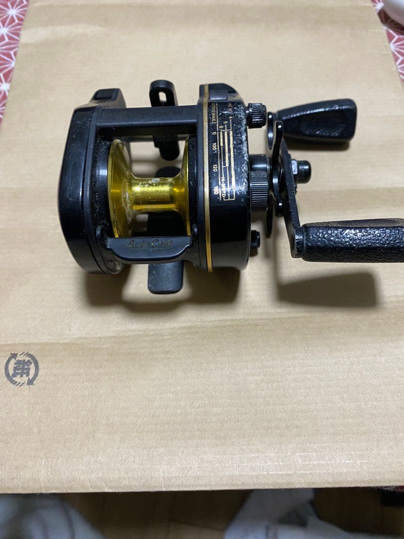 Daiwa ミリオネア マグサーボ SS-20AC ベイトリール