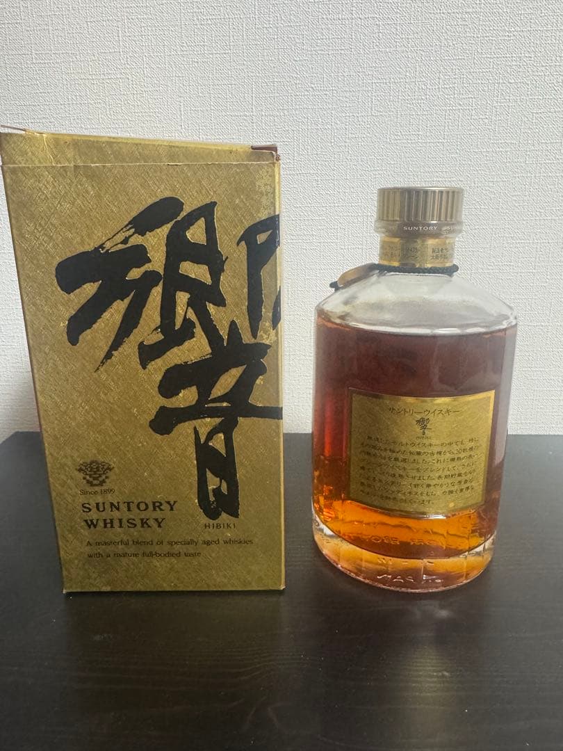 SUNTORY サントリー 響 Hibiki ゴールドラベル 750ml 43%