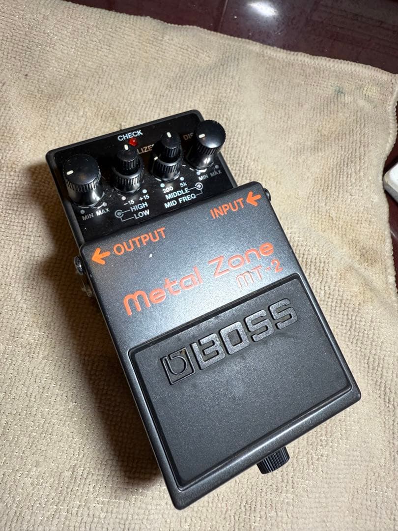 BOSS MT-2 l Zone MOD ギターエフェクター