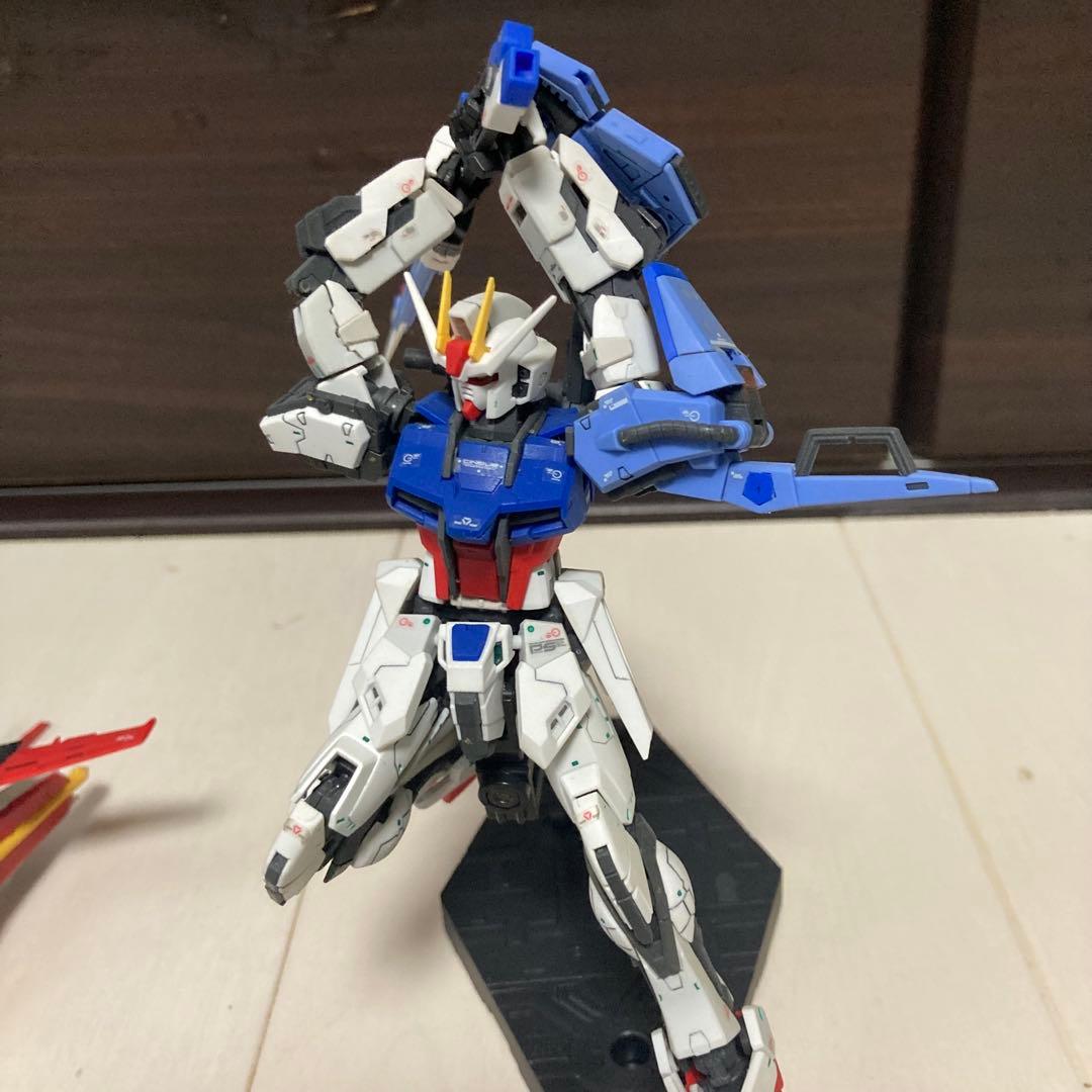 ガンプラ完成品RGソードストライクガンダム+スカイグラスパー