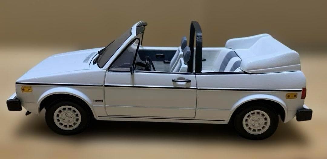 ミニカー　1/18　VW　フォルクスワーゲン　ゴルフⅠ　カブリオレ　ホワイト