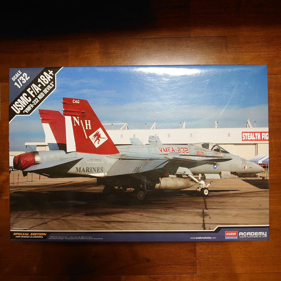 1/32 アカデミー USMC F/A-18A+ RED DEVILS