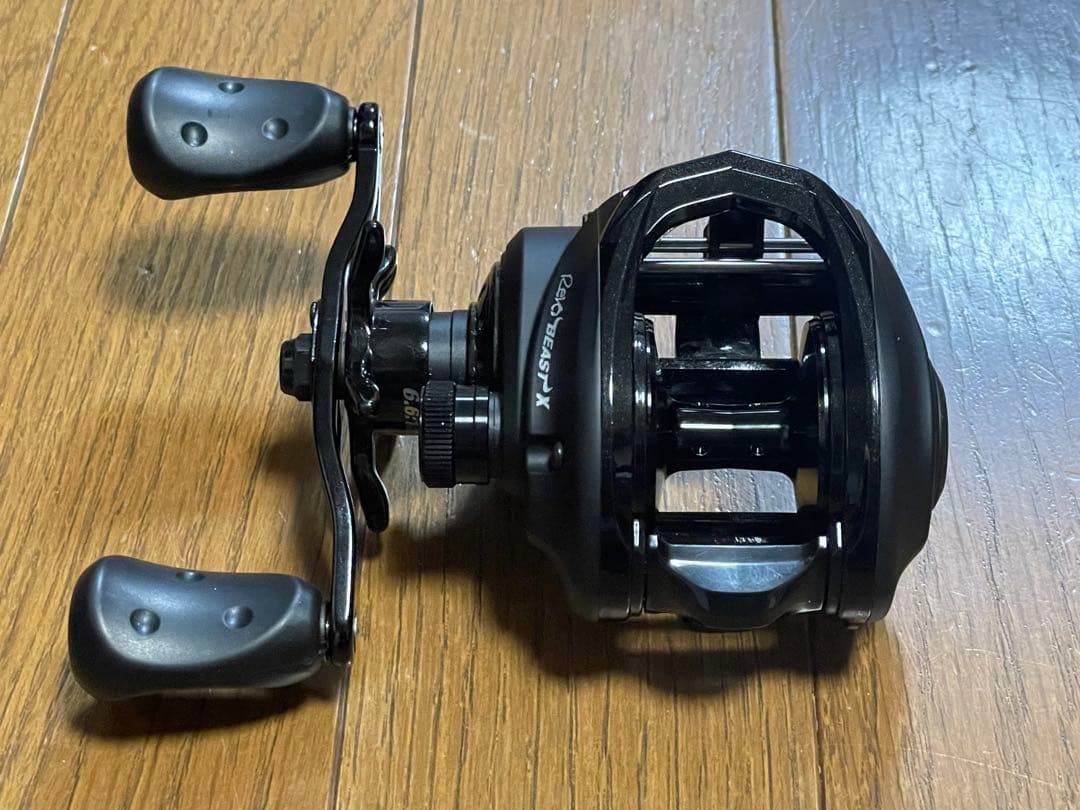 Abu Garcia REVO BEAST X ベイトリール
