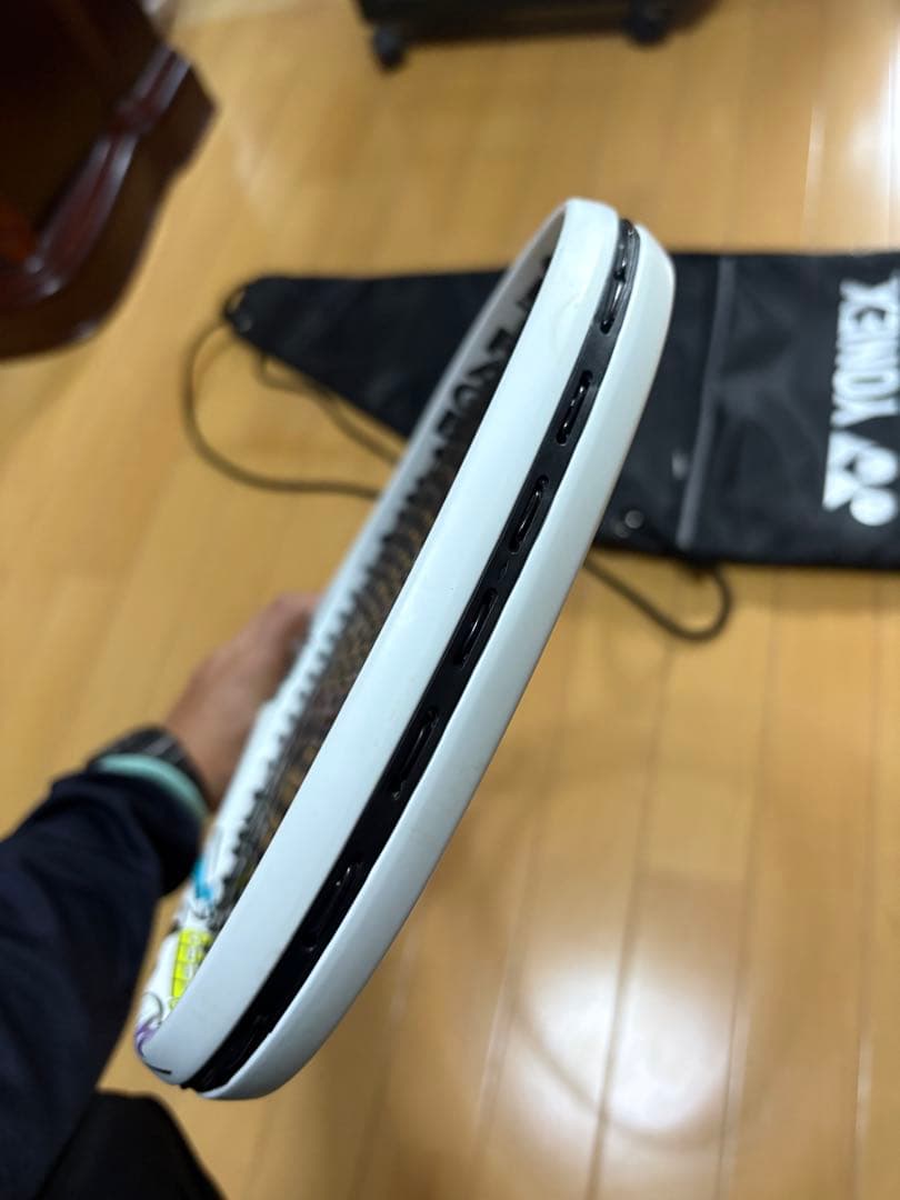 YONEX ボルトレイジ7vステア