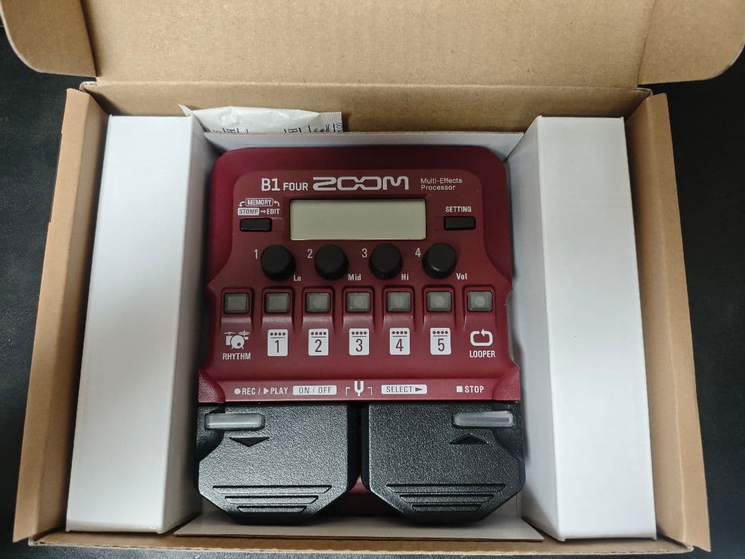 【美品】ZOOM B1 FOUR ベース用マルチエフェクター