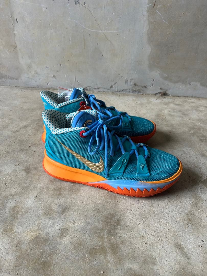 カイリー7 Nike Kyrie 7 Concepts Horus