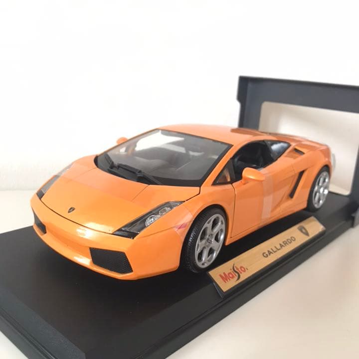 1/18 MAISTO ダイキャスト　ミニカー　ランボルギニー　GALLARDO