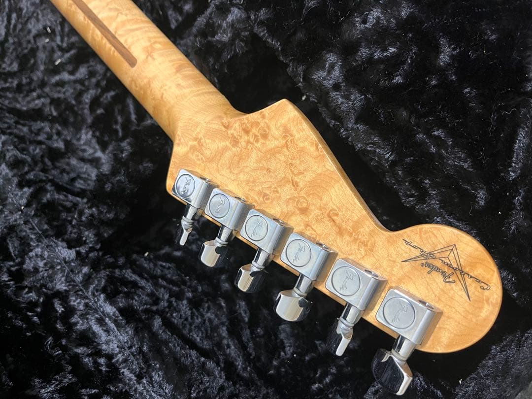 Fender custom shop stratocaster バーズアイ