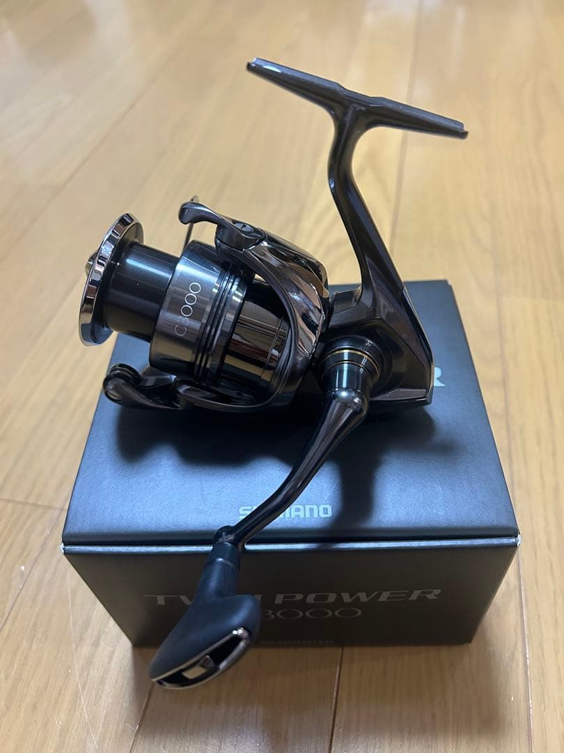 【美品】SHIMANO TWIN POWER C3000 スピニングリール
