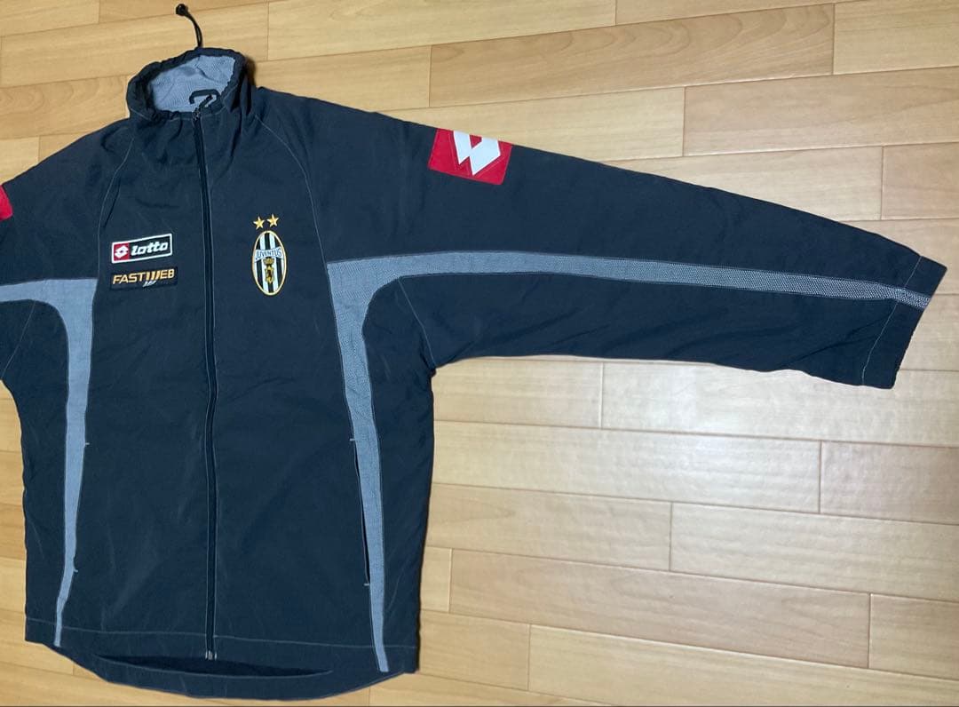 お*れ様 Lotto ユベントスJuventus F.C. ウィンドブレーカー上