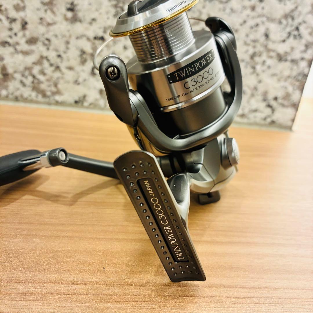 03　SHIMANO TWIN POWER C3000 スピニングリール