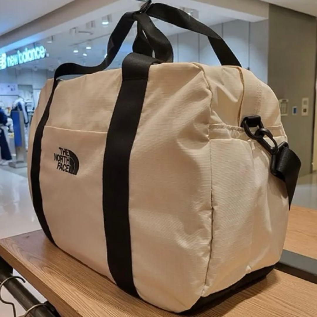 ノースフェイスHERITAGE CARGO L ホワイト ボストンバック 30L