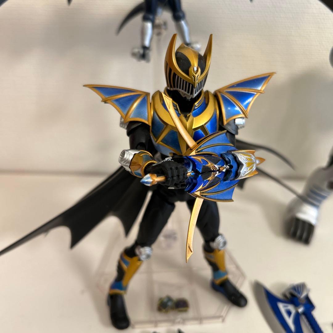 figuarts フィギュアーツ 仮面ライダータイガ ミラーモンスター 真骨
