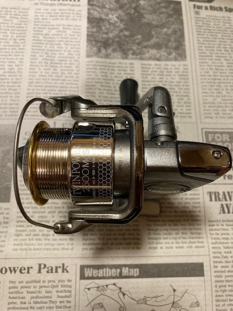 【極美品・完動品】SHIMANO ツインパワー 2500mgs