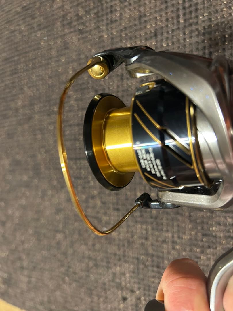 SHIMANO Vanquish 4000HG スピニングリール　(16)