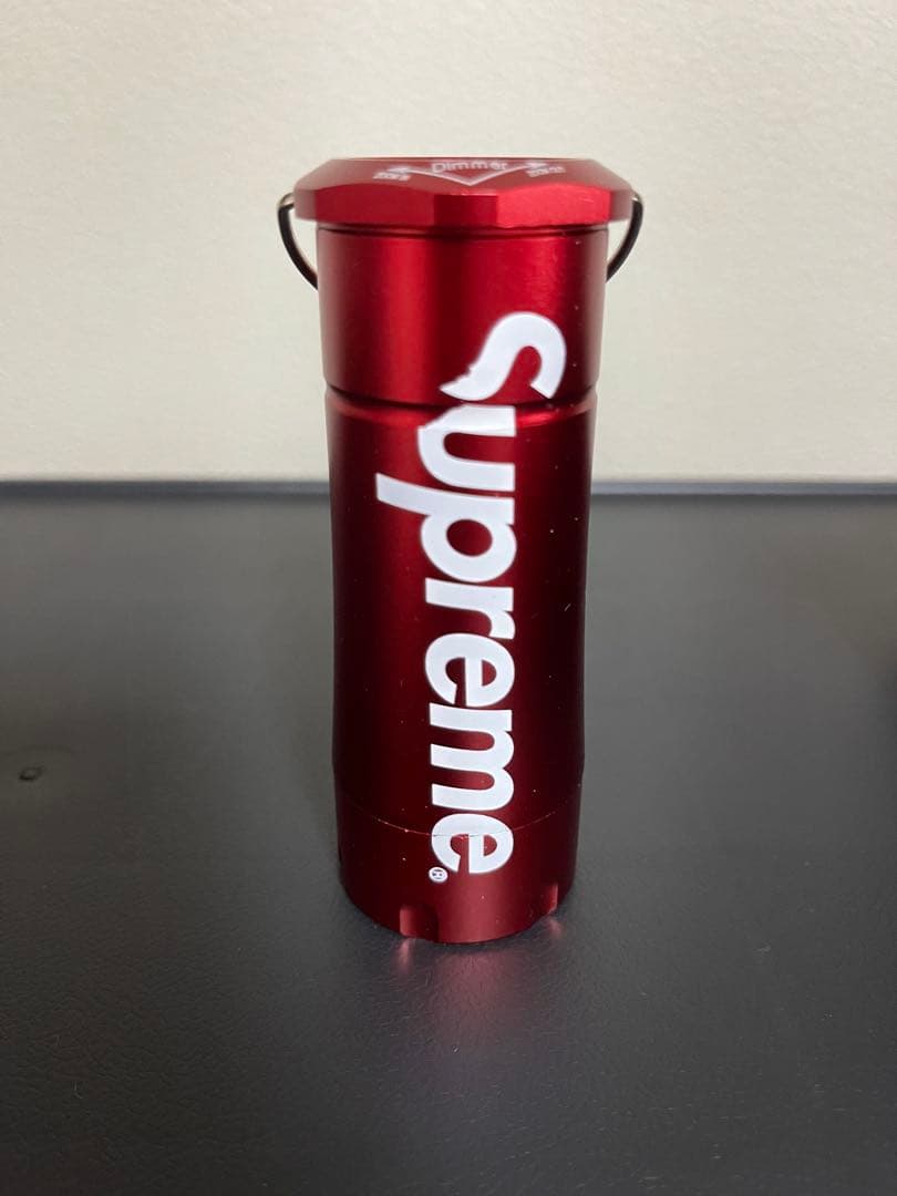 Supreme ランタン アルミ製 ハンドル付き レッド