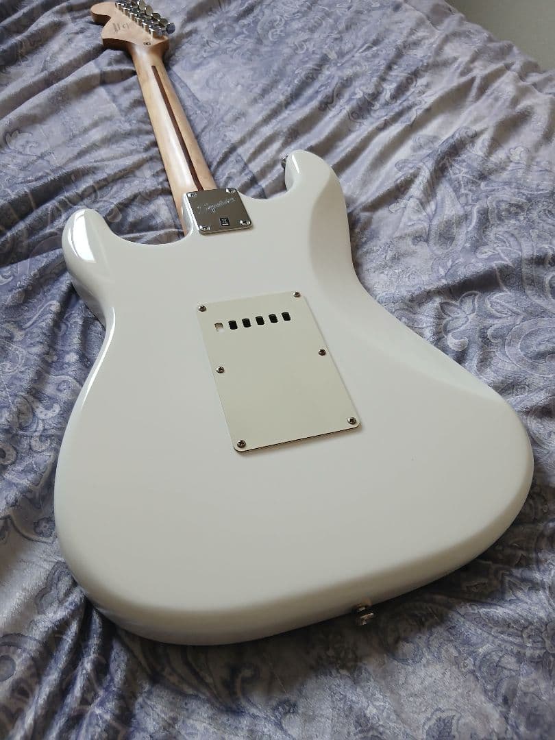 ギター Squier Deluxe Hot Rails Stratocaster