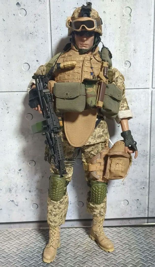 1/6 12インチ USMC M249 SAW Gunner CS40