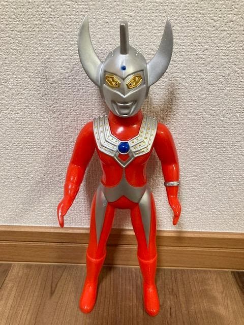 特大サイズ　ウルトラマンタロウ①　ブルマァク　ソフビ