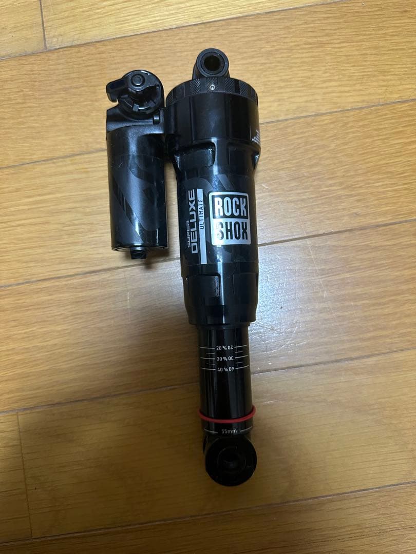 k*m様 ROCKSHOX super deluxe Ultimate